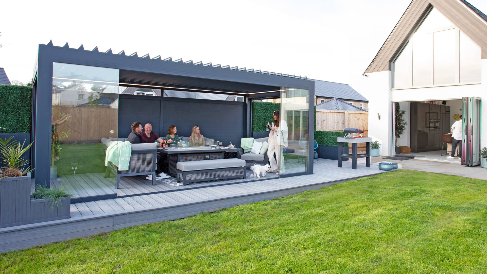 Create Your Dream Garden With Lakeland Verandahs